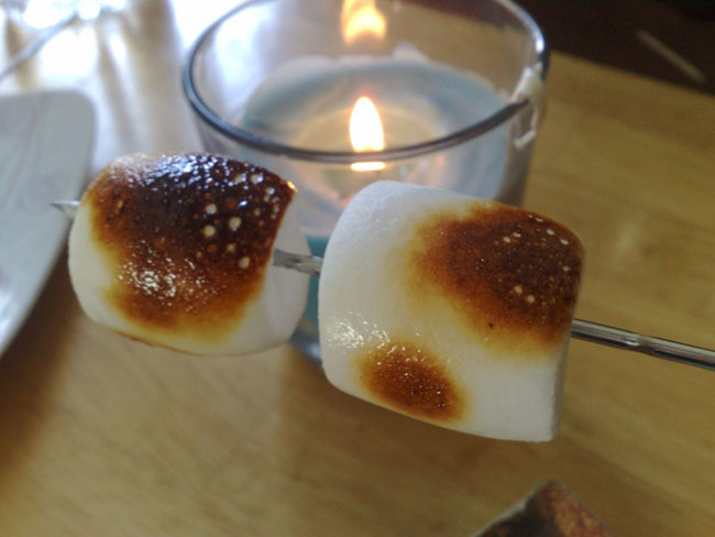 #CamponsChezNous : Faire ses chamallows grillés à la maison