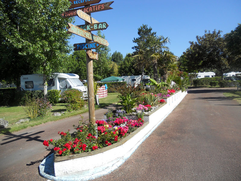 Camping Le Nauzan Plage 4 étoiles - Vaux-sur-Mer - Toocamp